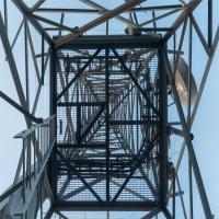 China Hot Dip Galvanized 4 Leg Angular Steel Free Standing Gsm Cdma Satellite Telecom Communication Tower for sale