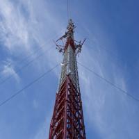 China Guyed Wire Tower manufactured strict adherence international standards including ANSI/TIA-222 EN/1991-1-4 for sale