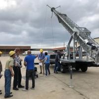 China Monopole Telescopic Tower 15-25M Galvanized Steel Truck Mounted Communication Antenna 40M/S Windproof ISO Certified for sale
