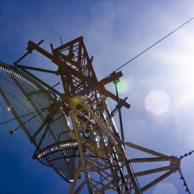 China Lightweight Guyed Wire Tower Quick Installation For Rural Wireless Network Coverage for sale