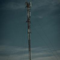 China 35M Q355 Steel Guyed Tower Light Foundation For Grassland Wide Area Coverage for sale