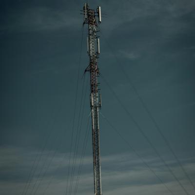 China 42M Cost-Effective Lightweight Guyed Wire Steel Lattice Tower for Rural Telecommunication and FM Radio Transmission with Fast On-Site for sale