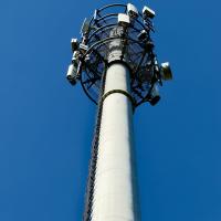 China 20m-40m Industrial-Grade Monopole Telecom Tower with Internal Climbing Ladder and Maintenance Platform for Urban Smart City Base Station for sale