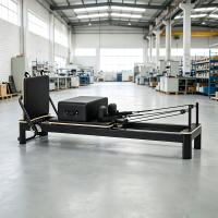 China Leather Upholstery Studio Pilates Reformer Machine Exercise Equipment Tear Resistant for sale