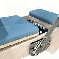 China Maple Wood Studio Pilates Reformer Machine Boat Shaped For Beginners Customizable for sale