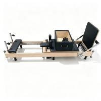 China Wear Resistant Pilates Bed Reformer Machine For Home Microfiber Leather Custom for sale