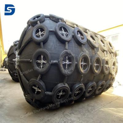 China Low Maintenance Yokohama Fender with Hot Galvanized Chain Shackle Providing Dockside Vessel Safety and Mooring Solutions for sale