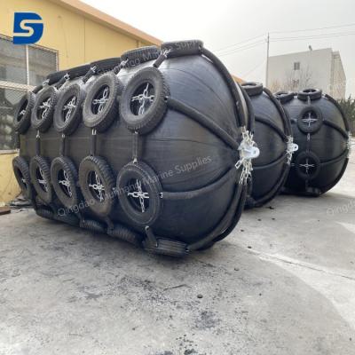 China Marine Docking Yokohama Rubber Fender with Superior Chain Tyre Net for sale