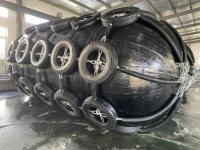 China ISO17357 Standard Pneumatic Rubber Fender For Marine And Boat for sale