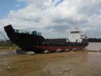 China Inflatable Boat Docking Lifting Marine Rubber Airbags for sale