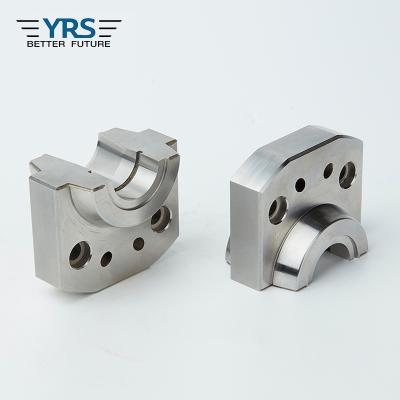 China 1.2344 Plastic Mold Core Lip Components - DIN/JIS/AISI Standards - Custom Dimensions with CNC & EDM Processing for sale