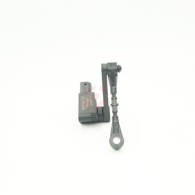 China Land Rover Ride Height Level Sensor Front Left Right Air Suspension OE LR014586 with 12-Month Warranty for sale