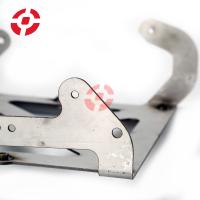 China Gearbox Mount LR073535 Transmission Bracket for Land Rover Vehicles - OEM Standard Size with 12-Month Warranty for sale