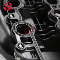 China Left Valve Cover LR105956 Engine Value Cover for Land Rover Compatible with 3.0L Models for sale