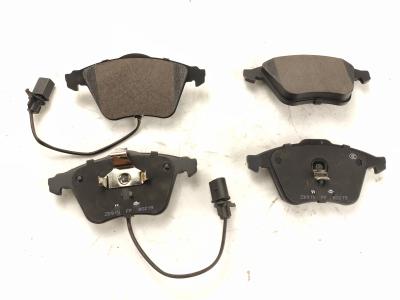China Front Brake Pad 30793618 3074203 31212184 30742029 for Volvo C70 V50 S40 V40 C30 Carbon Composite for sale