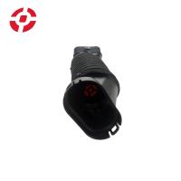 China Engine Air Intake Hose OE C2D36204 Intake Air Duct for Land Rover 0.3 MPa for sale
