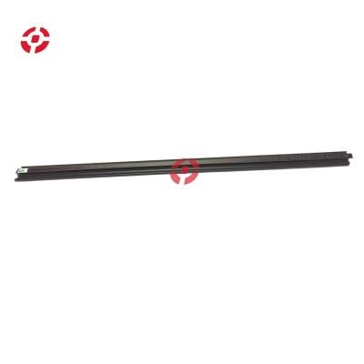 China Genuine Land Rover Left Front Window Frame Trim OE LR130946 Door Belt Weatherstrip Molding for sale