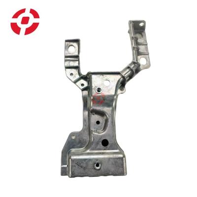 China Lower Radiator Support Tie Bar Bracket LR143161 LR091875 for Land Rover Front Bumper Mounting for sale