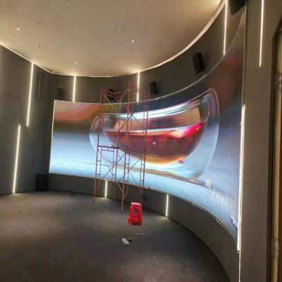 China 320x160mm Flexible Digital Display P2.5mm Round Shape Cylinder Column for sale