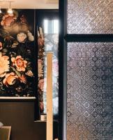 China Customize Size Patterned Glass 3mm 4mm 5mm For Decorative Building Bathroom Window for sale