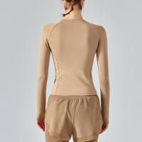 China Polyester Summer Ladies Yoga Tops Long Sleeved T Shirt Four Way Stretch for sale