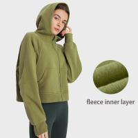 China Loose Horse Riding Tops Anti - Wrinkle Fleece Fitness Tops Jacket With Thumb Hole for sale