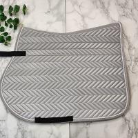 China Custom Logo Reflective Silver Equestrian Saddle Pads Horsing Equipment In Spring for sale