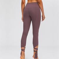 China Pro Skin Nylon Women's High Waist Yoga Pants Capri Tummy Control Workout Apparel for sale