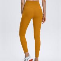 China Naked Feeling No Front Seam Yoga Pants Nylon Sweat Wicking 8 Colors for sale