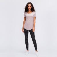China Fitness Ladies Yoga Tops Moisture Wicking High Elastic Naked Feeling for sale