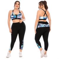 China Women Workout Sports Bra And Leggings Set Printed Pattern Plus Size Zipper Pocket for sale