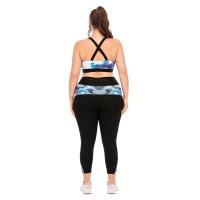 China Women Workout Sports Bra And Leggings Set Printed Pattern Plus Size Zipper Pocket for sale