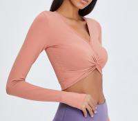 China Sexy Kink V Neck Workout Tops Exposed Nude Ladies Sports Top for sale