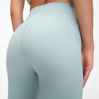 China No Front Seam Yoga Pants Capri Customized Logo Tummy Control Butt Lifting Leggings for sale