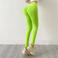 China Slim Fit Breathable Scrunch Butt Leggings Seamless Sports Workout Running Tights for sale