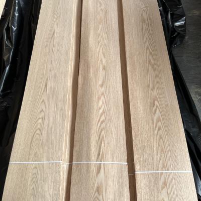 China Durable Real Natural Wood Veneer Smooth Surface Length 200-140cm 250-360cm for sale