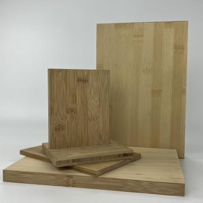 China Nontoxic Light Bamboo Plywood Sheets Multifunctional Mildewproof for sale