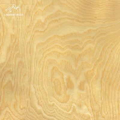 China Swirl Cutting Process Ash Veneer 0.45mm For B/AB/A/AA Grade for sale