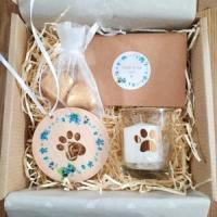 China Forget Me Not Pet Bereavement Gift Box 6.5x6.5x2.5 Inch Comfort Keepsake for sale