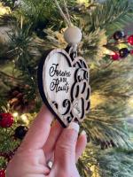 China Custom 2 Layer Heart Pet Memorial Ornament 4x3 Inch Dog Remembrance Wood for sale