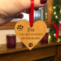 China Personalized Dog Paw Print Christmas Bauble 7.5cm Wooden Pet Memorial Ornament OEM ODM for sale