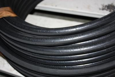 China Thompson SAE 100 R1S High Pressure Wire Braid Hydraulic Hose for sale