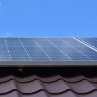 China Bifacial Polycrystalline Solar Cells 9BB 315w 320w 325w 330w 335w 340w 350w for sale