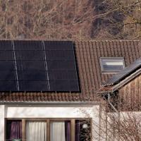 China 12V 550W Mono Solar Panel Monocrystalline PV Cell 1000W 11BB for sale