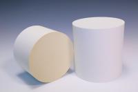 China Oval Honeycomb Ceramic Carrier White For Exhaust Gas Purification for sale