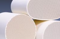 China Cordierite Diesel Particulate Filter , White Ceramic Substrate for sale