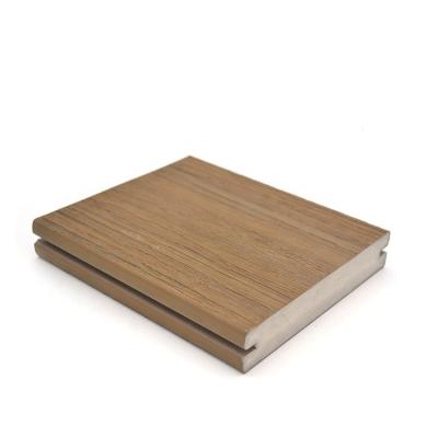 China Outdoor Flooring 100% PVC Composite Decking with Wood-Plastic Composite Material for sale