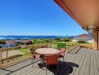 China Eco-friendly PVC Foam Decking 140mm x 25mm Outdoor Vinyl Flooring Likewood Finish for sale