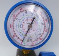 China Refrigerant Pressure Manifold Gauge Set 15/35KG With Sight Glass for sale