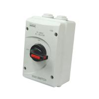 China Suntree DC 1000V 25A Waterproof Isolator Switch for sale